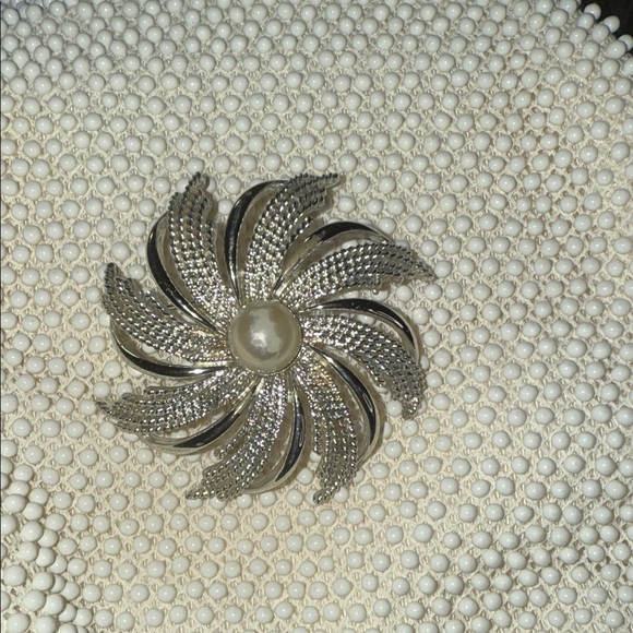 Sarah Coventry | Jewelry | Vintage 96s Sarah Coventry Silver Brooch ...